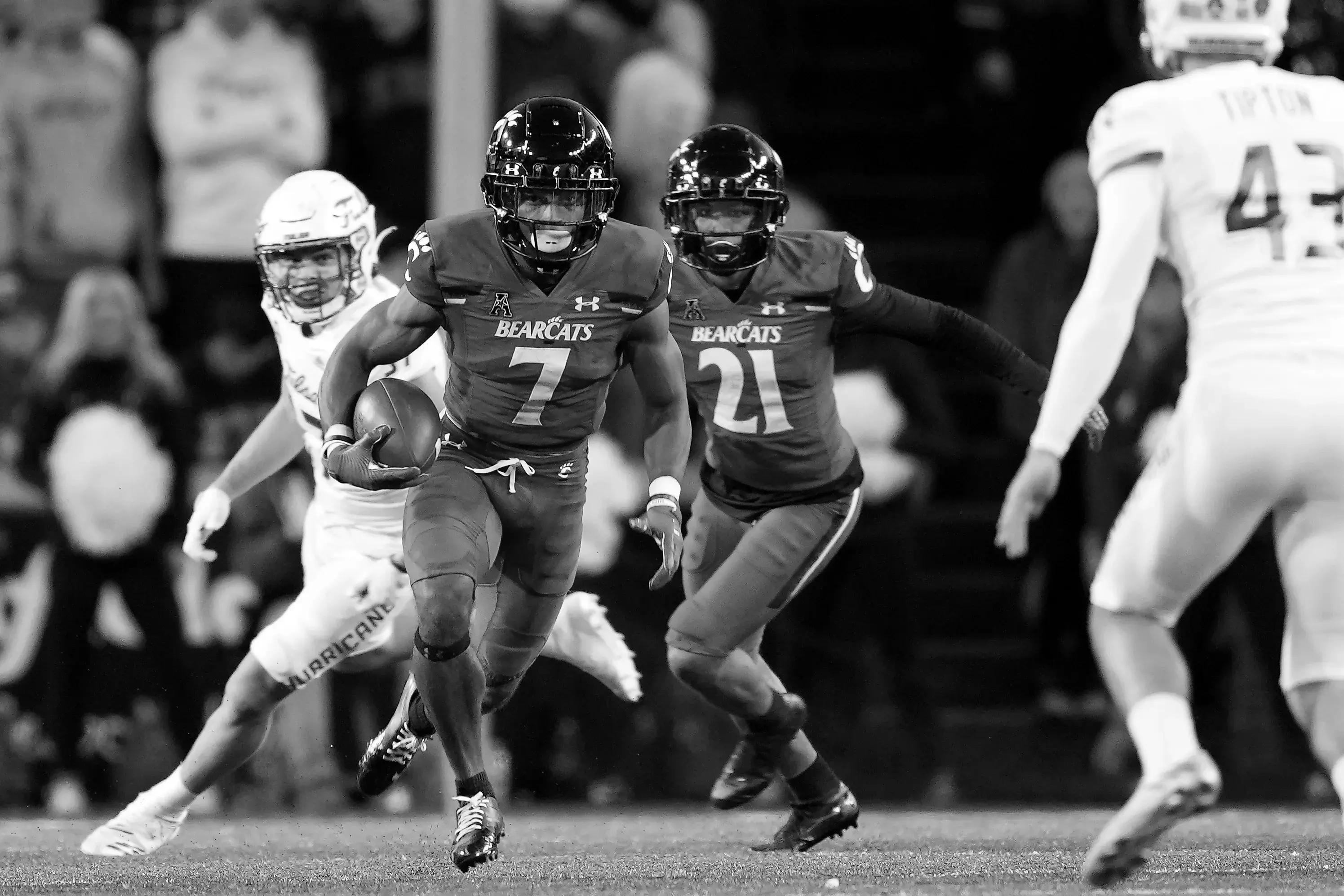 Tre Tucker College Stats, WR Career, Cincinnati