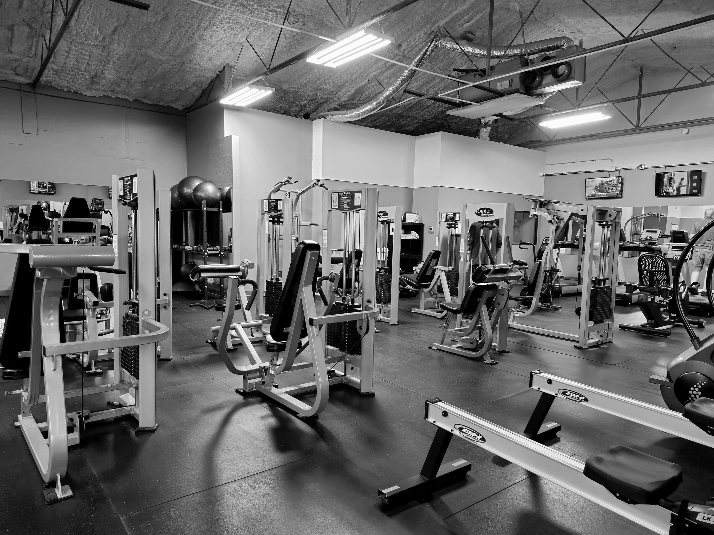 Best Gyms in Crandall, TX, Boxing, Climbing, Pools